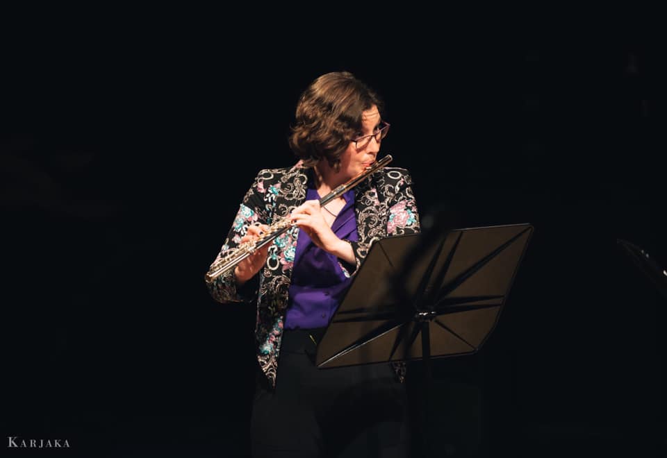 Biography – Samantha J. Haake Flute